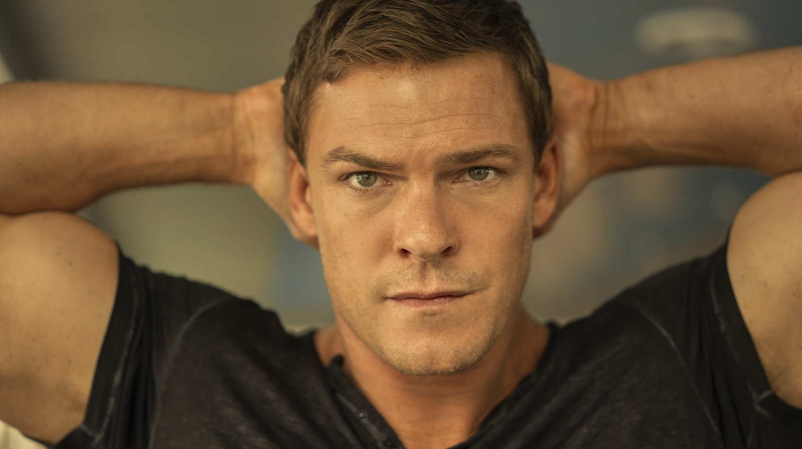 Reacher Star Alan Ritchson On Prepping For All Those Fight Scenes, His ...