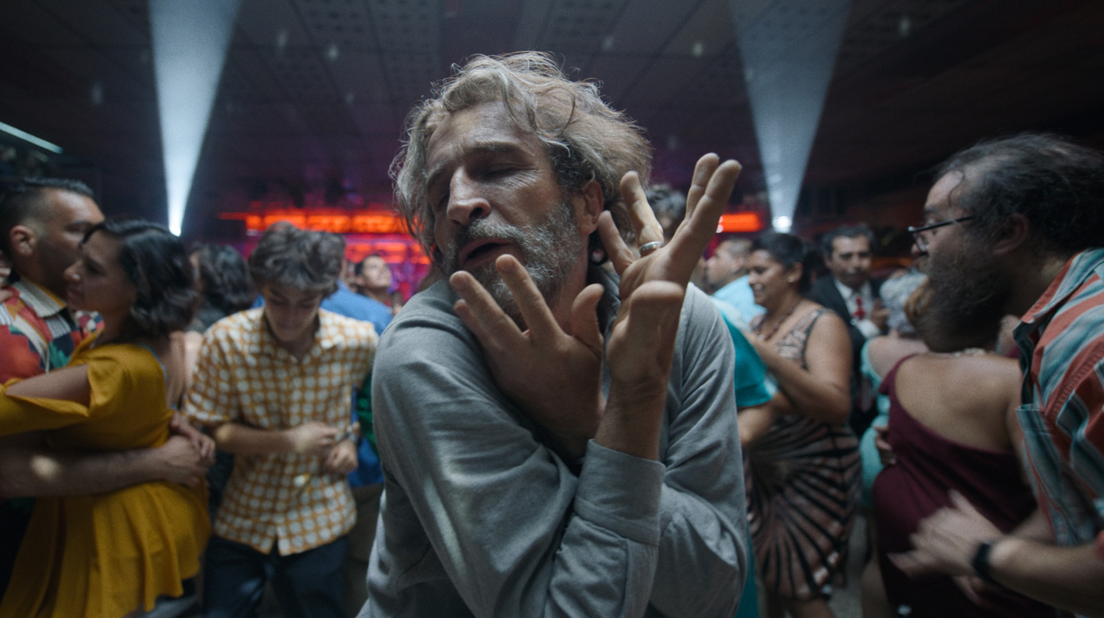 Bardo Trailer: Alejandro G. Iñarritu's Dreamy New Movie Is Now 22 ...