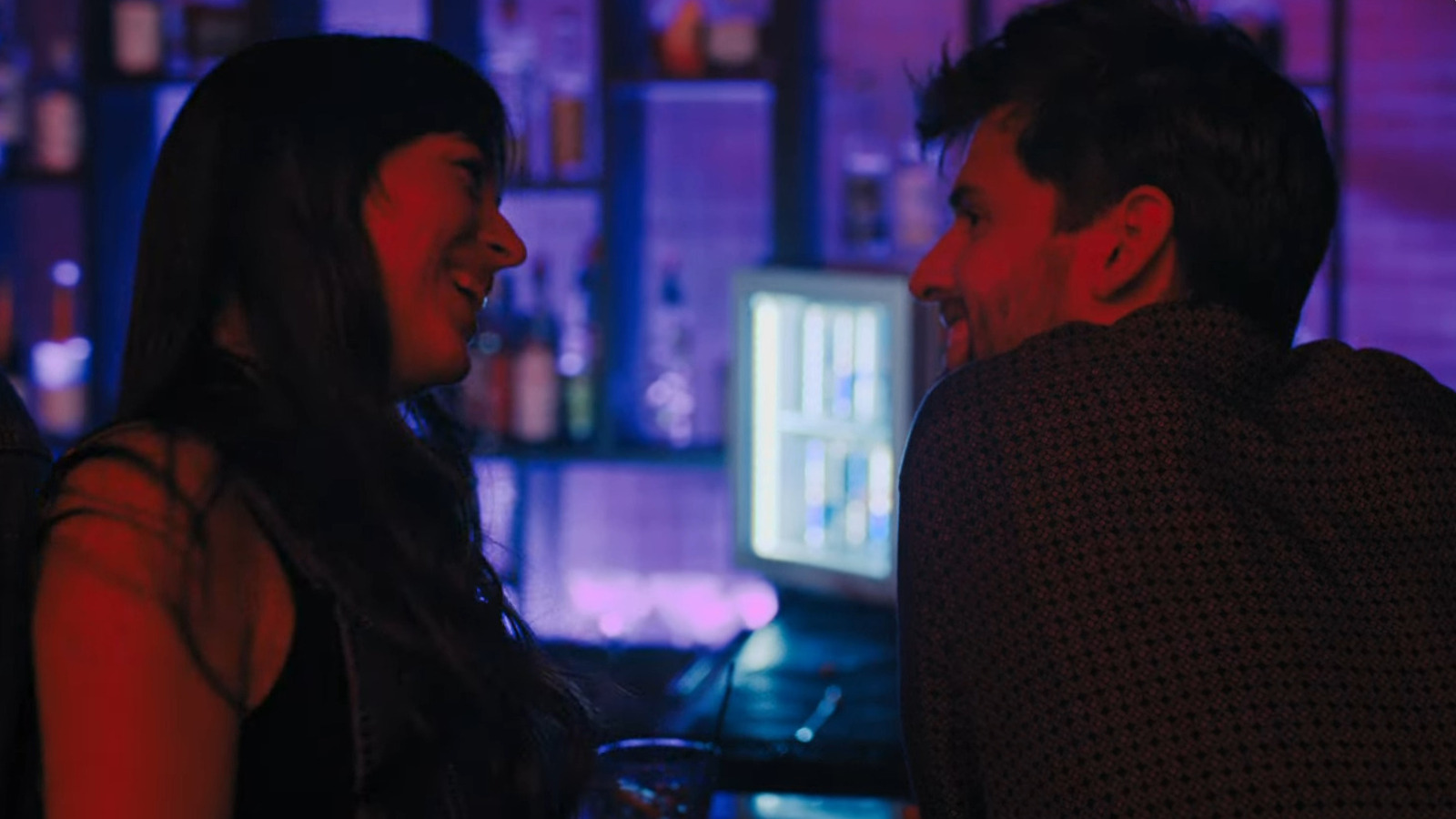 Cha Cha Real Smooth Trailer: Dakota Johnson Stars In Cooper Raiff's Rom ...