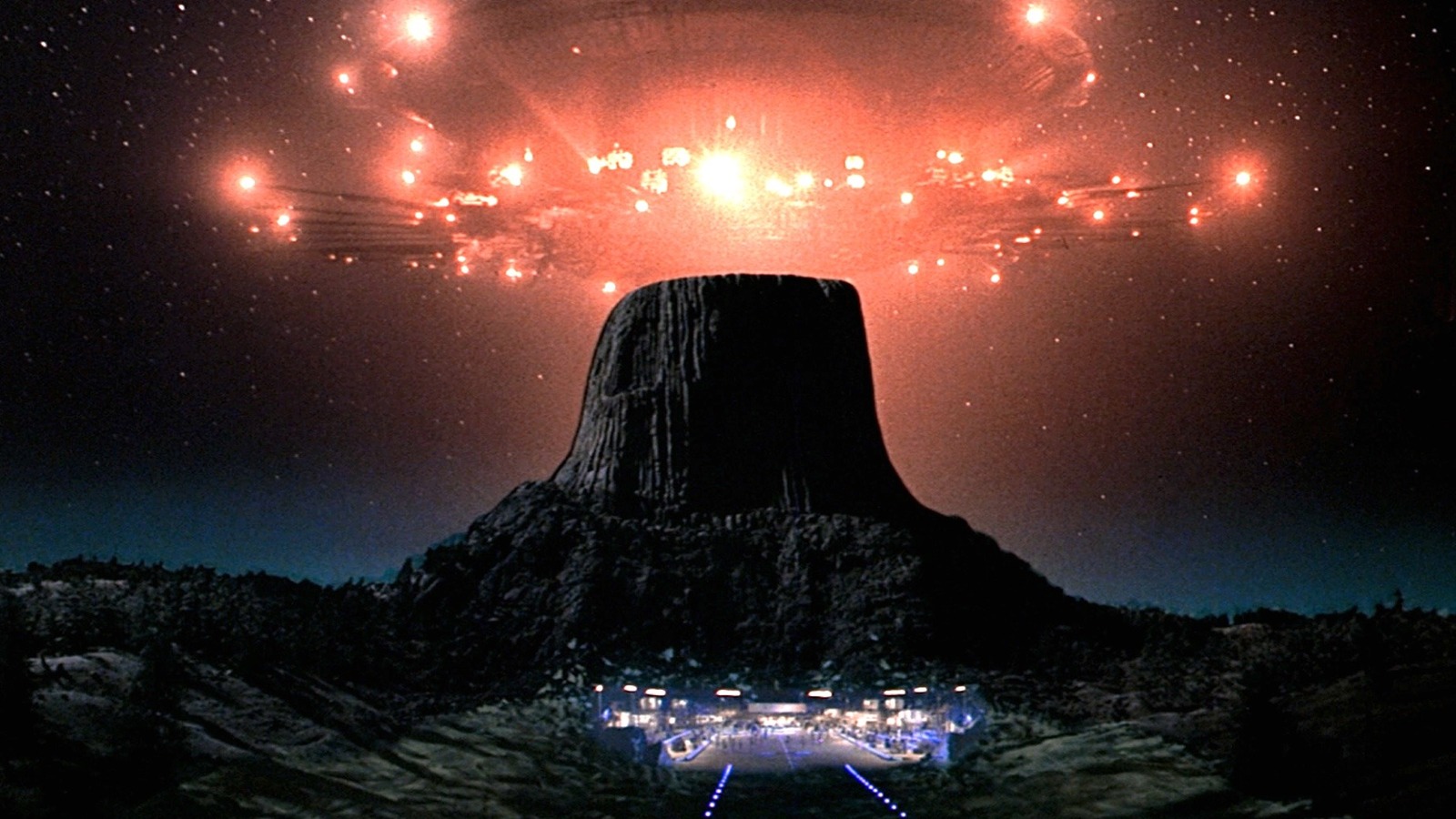 Close Encounters Of The Third Kind's Massive Light Board Was An Actual ...