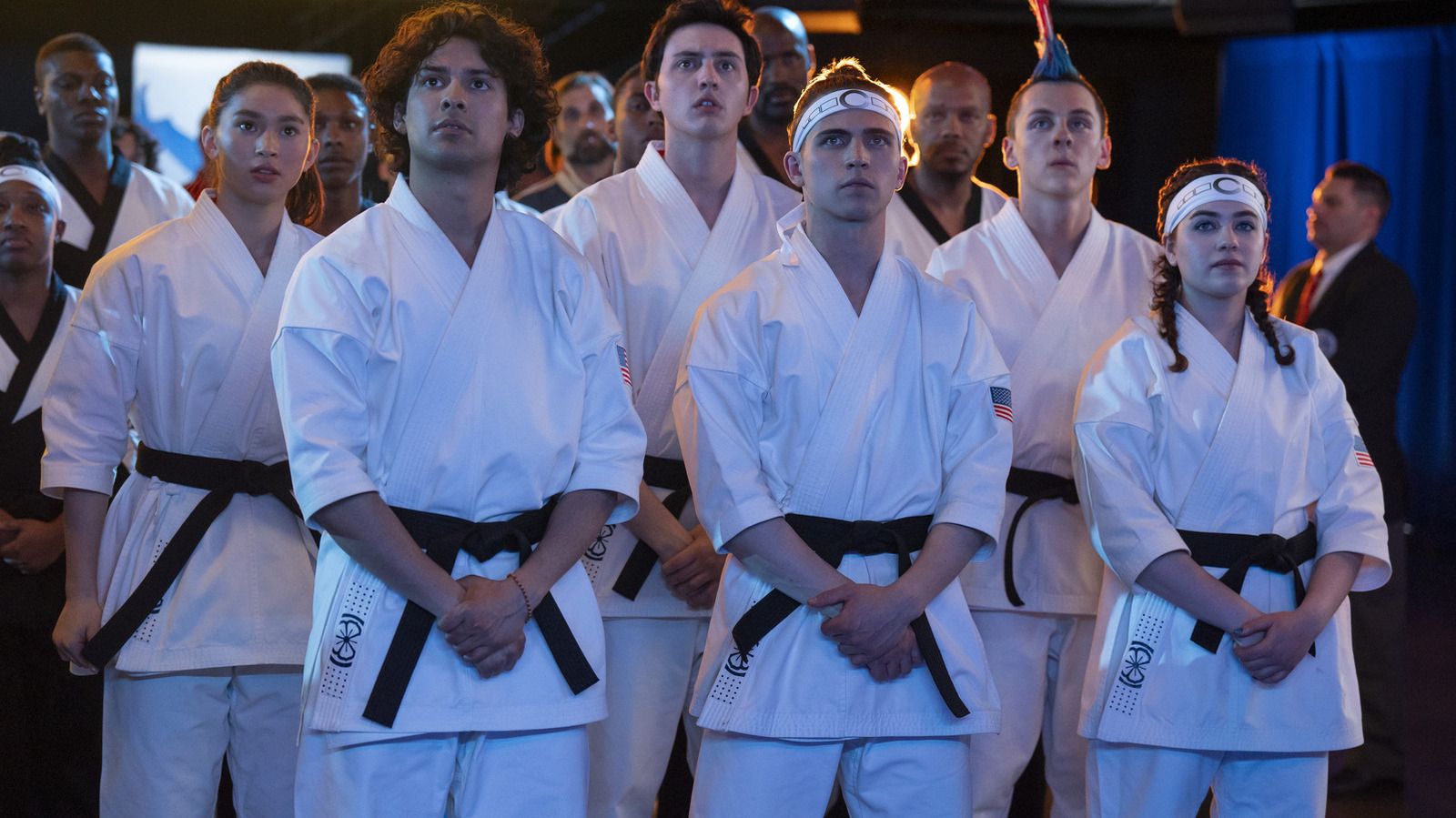 Cobra Kai's Overblown Ensemble Cast Creates A Giant Problem In Season 6 ...