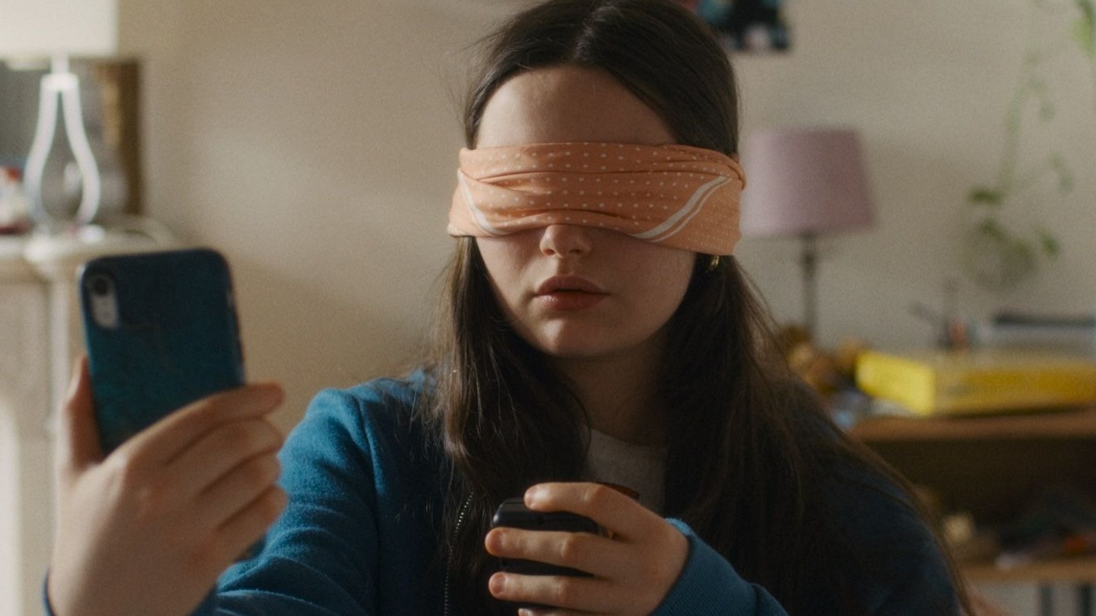 Coma Review: An Elliptical Exercise In Lockdown Limbo [NYFF]