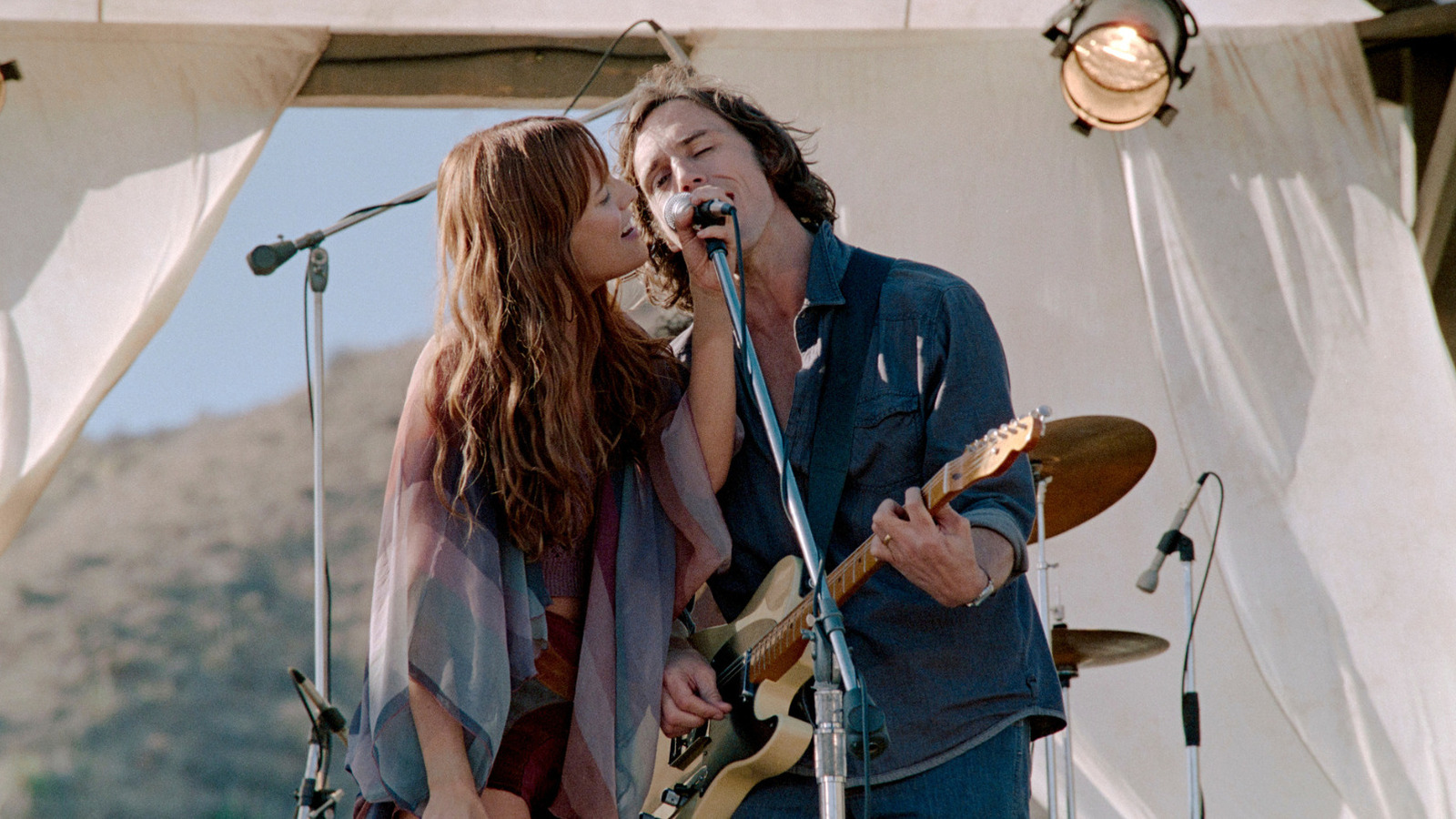 Daisy Jones And The Six Is Great, But Its Music Lets It Down