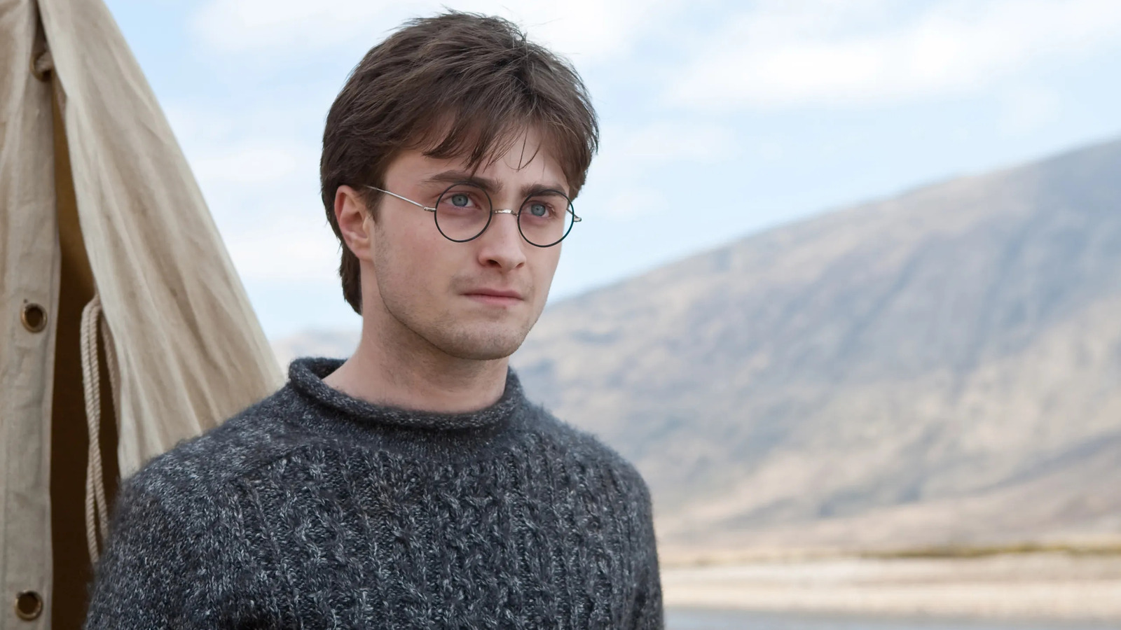 Daniel Radcliffe's On-Set Attitude Is Based On One Simple Rule