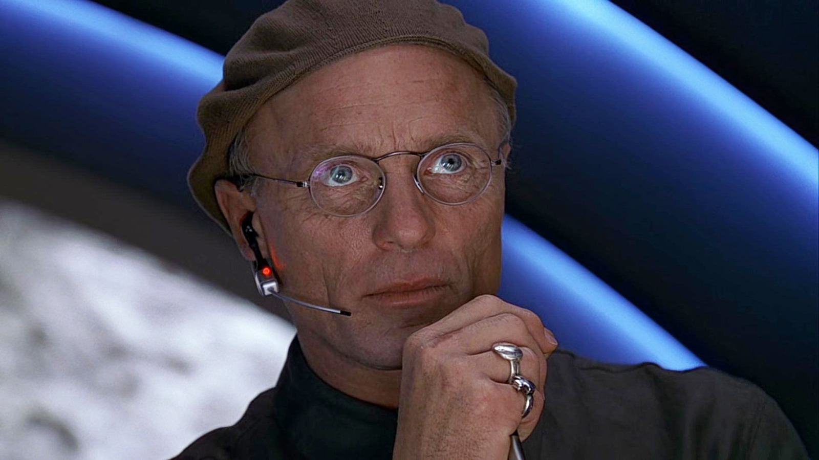 Why Ed Harris Replaced Dennis Hopper In The Truman Show