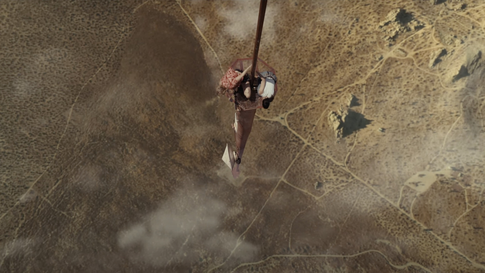 Fall Trailer: Horror Reaches New Heights And Gives Us A Panic Attack Fall Trailer: Horror Reaches New Heights And Gives Us A Panic Attack