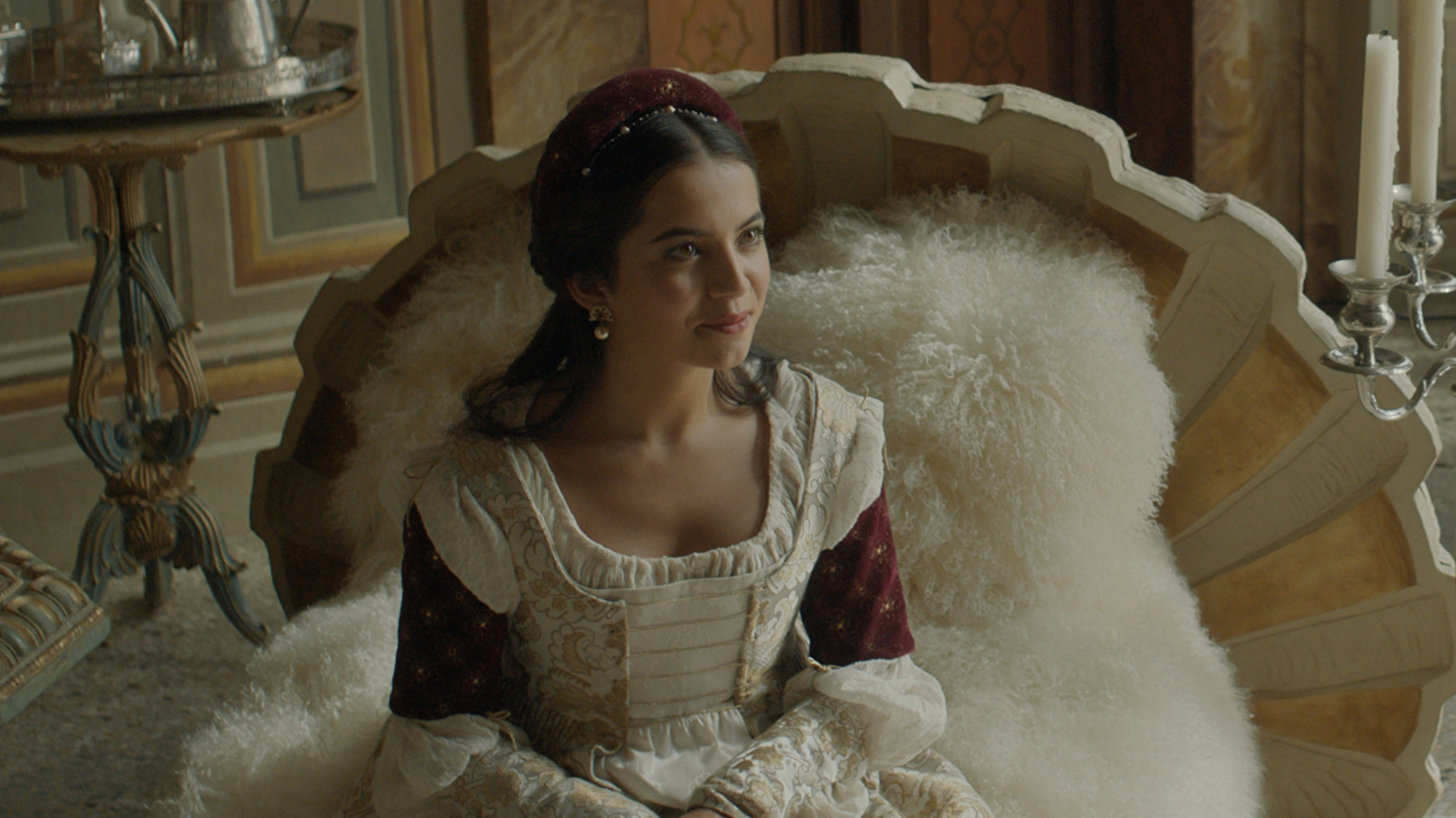 Fede Álvarez's New Alien Movie Casts Transformers Star Isabela Merced