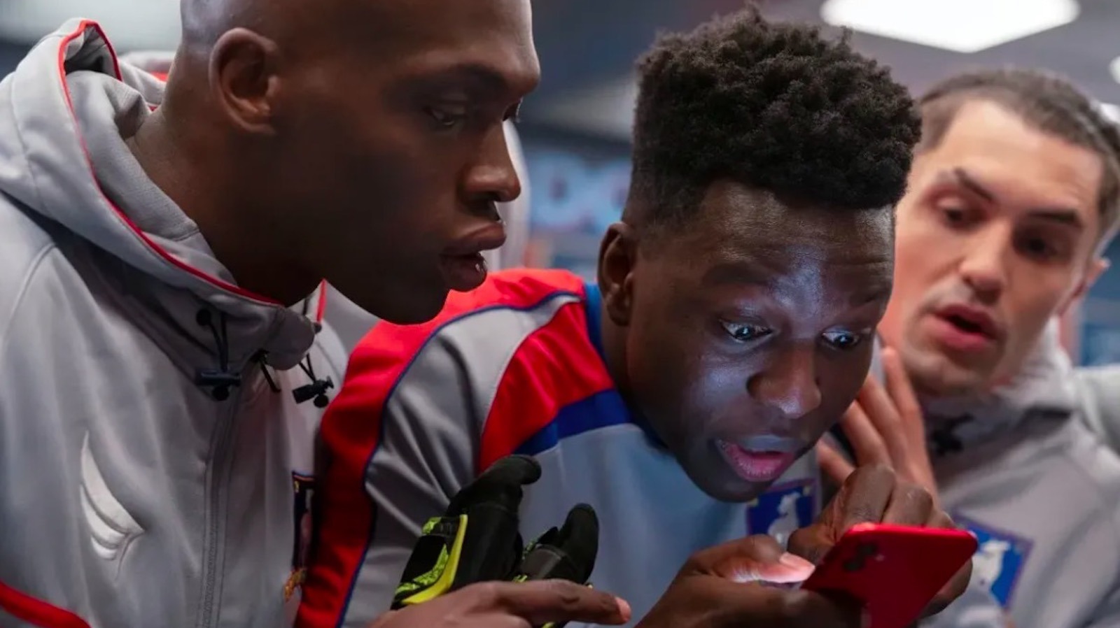 Here's What Happened When I Tried Out Ted Lasso And Bumble's Bantr Live ...