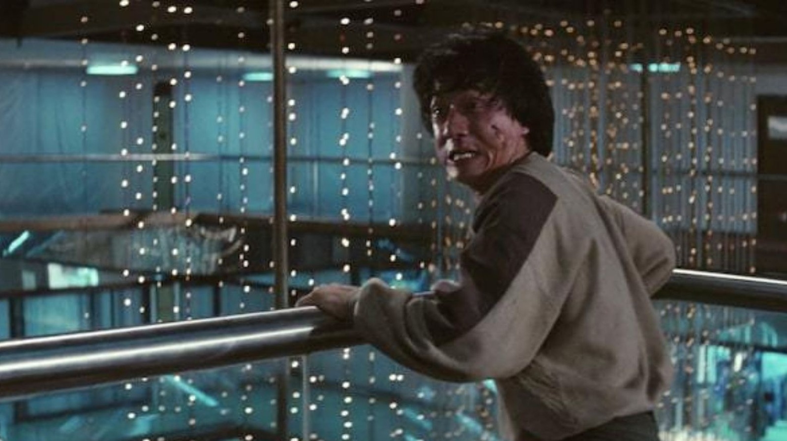 Jackie Chan Didn't Have Much Time To Film Police Story's Big Pole Jump