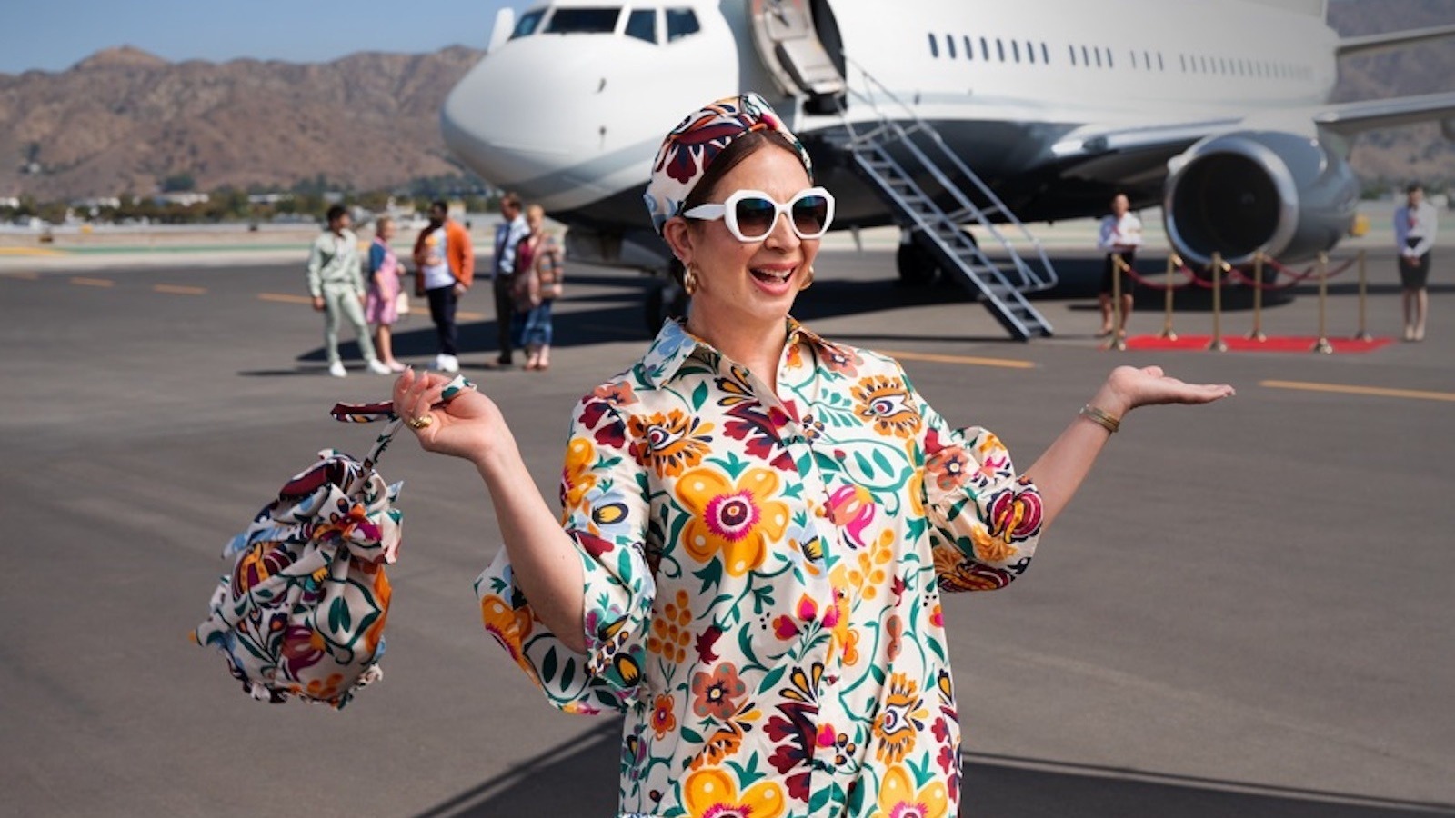 Loot Review: A Funny, Surprising Series With A Great Lead Role For Maya ...