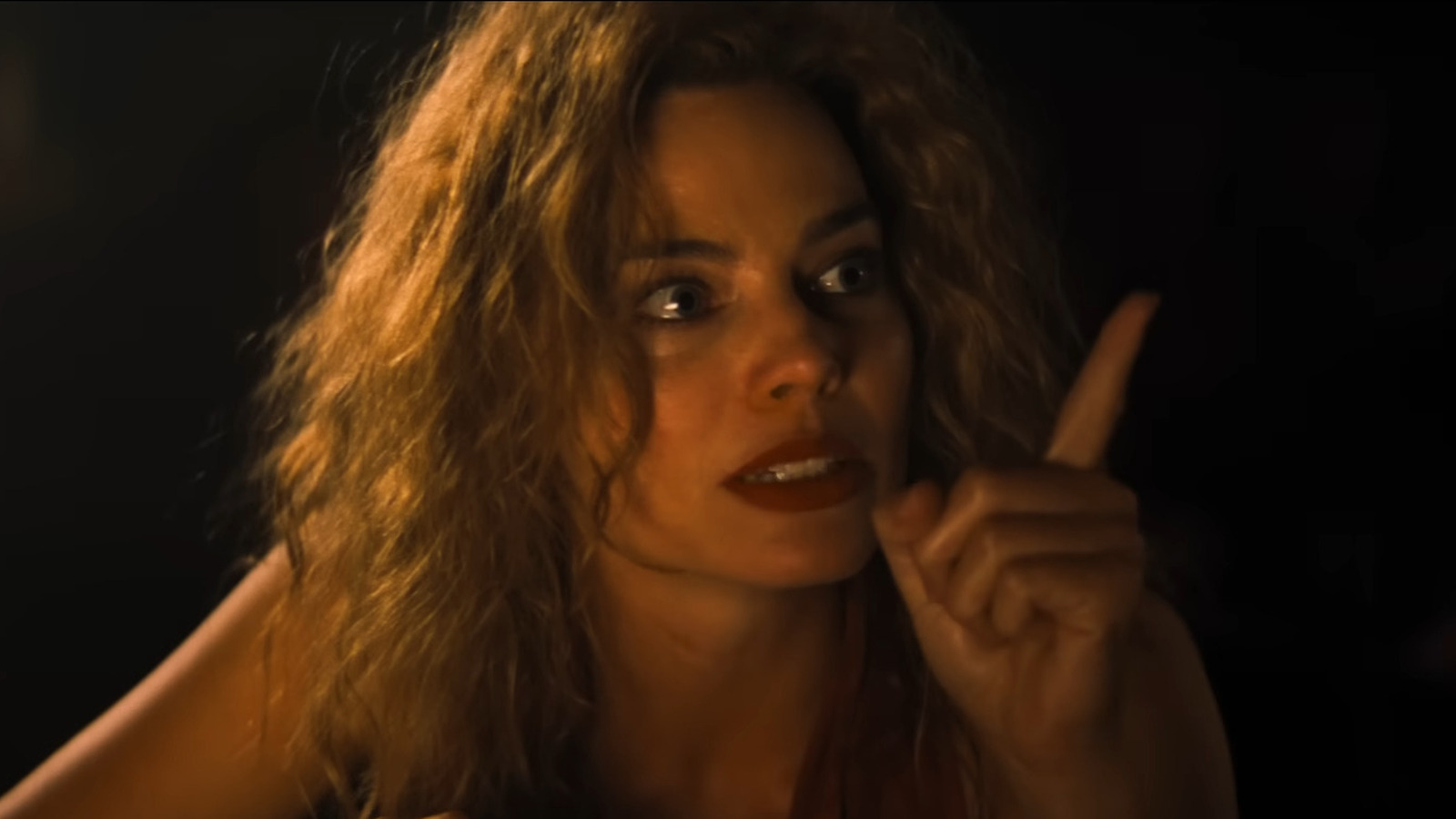 Margot Robbie Brought The Energy Of Two Different Animals To Her ...