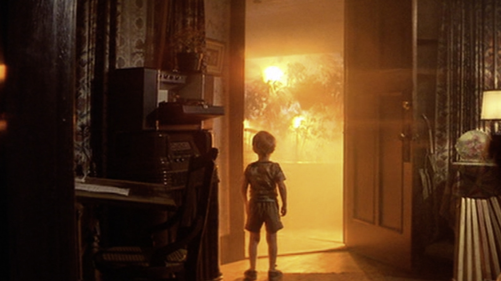 Melinda Dillion's Fear Was Real During Close Encounters Of The Third Kind's Kitchen Scene