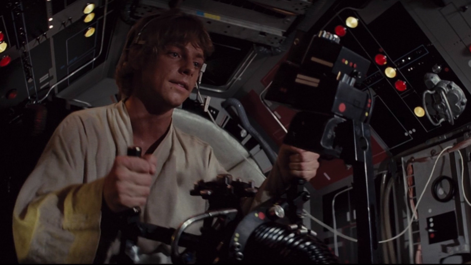 'Miles' Of Airplane Scrap Went Into Making Star Wars' Millennium Falcon Set