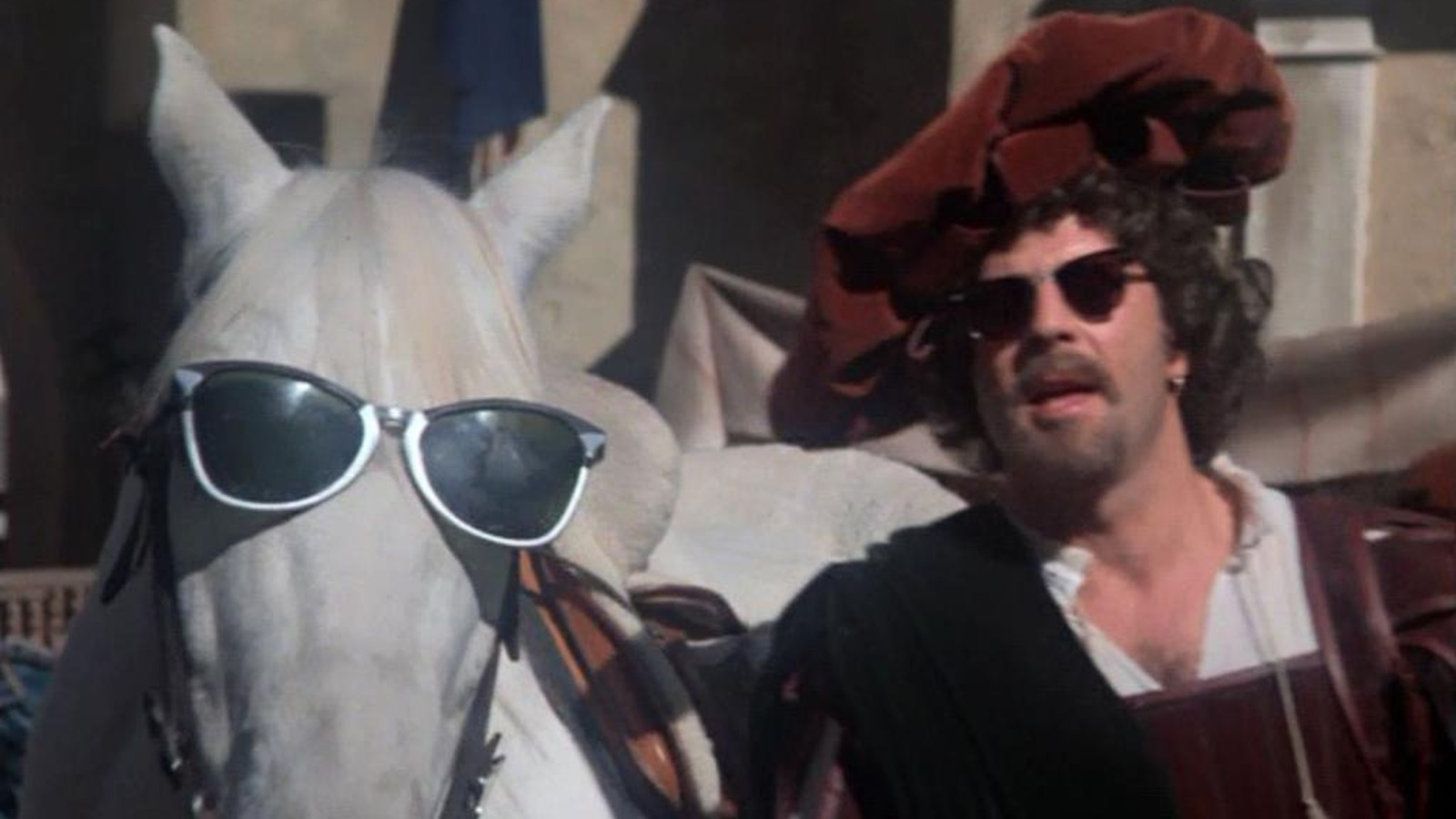 Moonlighting's Most Ambitious Episode Was A Total Departure For Bruce ...