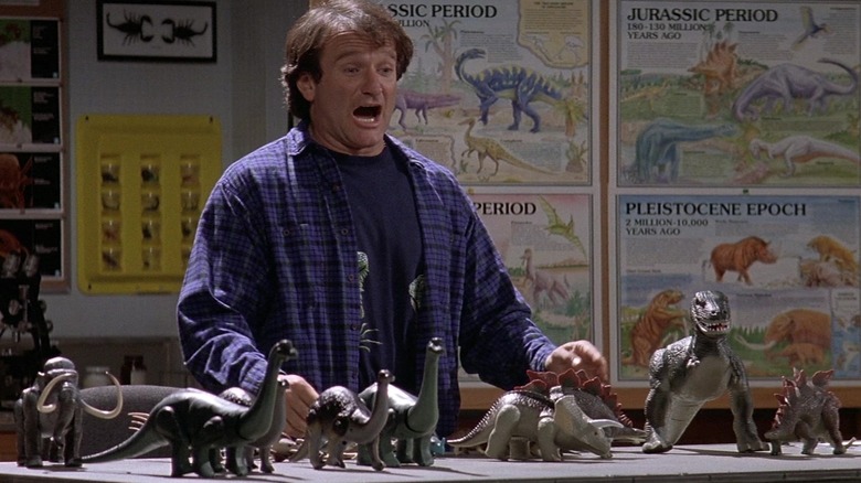 Over 30 Years Ago, Robin Williams' Mrs. Doubtfire Was The Hottest Nanny ...