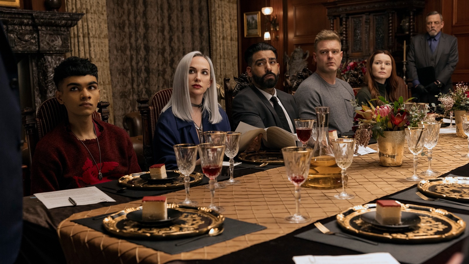 Netflix's The Fall Of The House Of Usher Asks: 'What If Succession Was ...