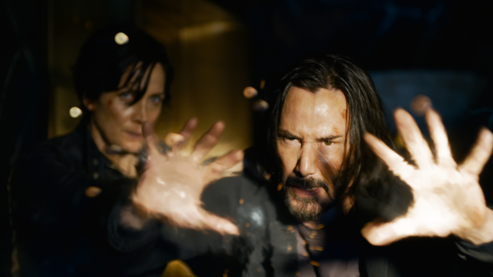 New The Matrix Resurrections Image Is All About That Neo/Trinity Power ...