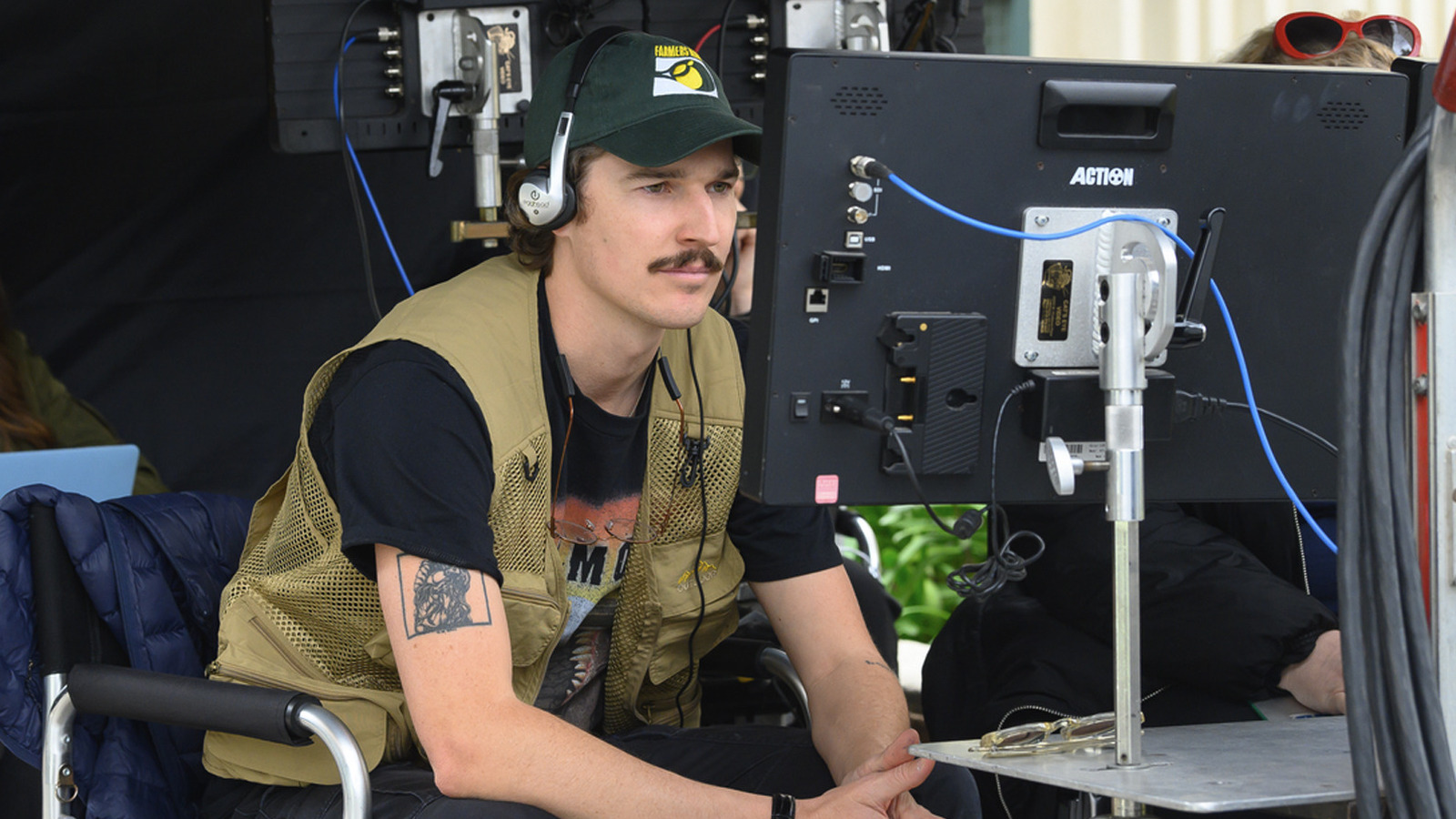 Le directeur de la natation nocturne, Bryce McGuire, espère que vous ...
