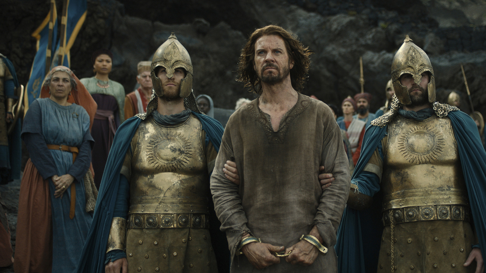 Rings Of Power Finally Unveils An Important Object From Lord Of The Rings