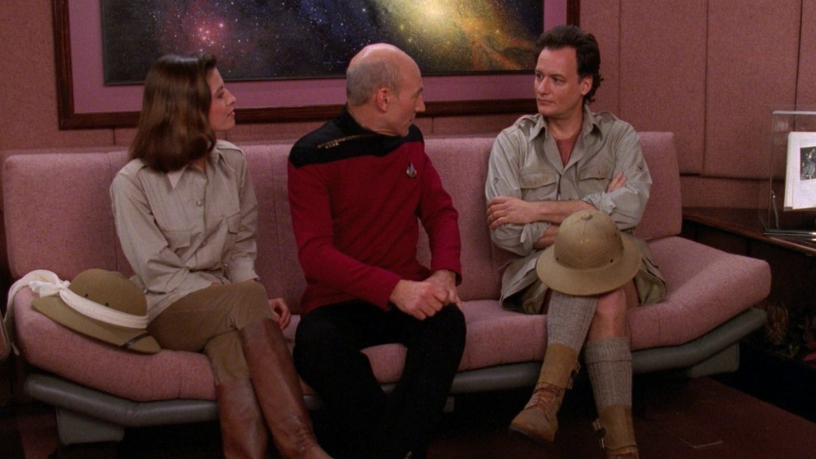 Star Trek Tried To Put Jennifer Hetrick In A Love Triangle With Q And ...
