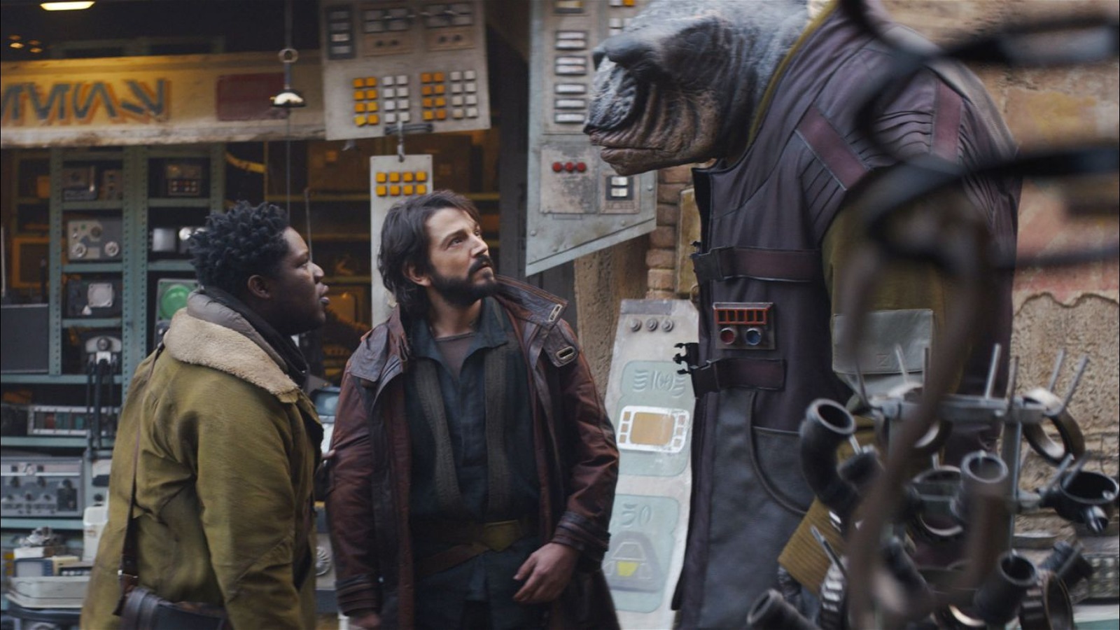 Star Wars Bits: Andor, Regal Robot's Weequay, BB-8, The Mandalorian ...