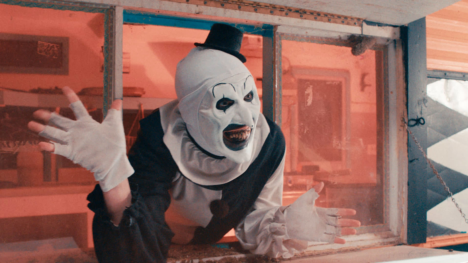 Terrifier 2 Director's Childhood Heroes Were Freddy And Jason, Not ...