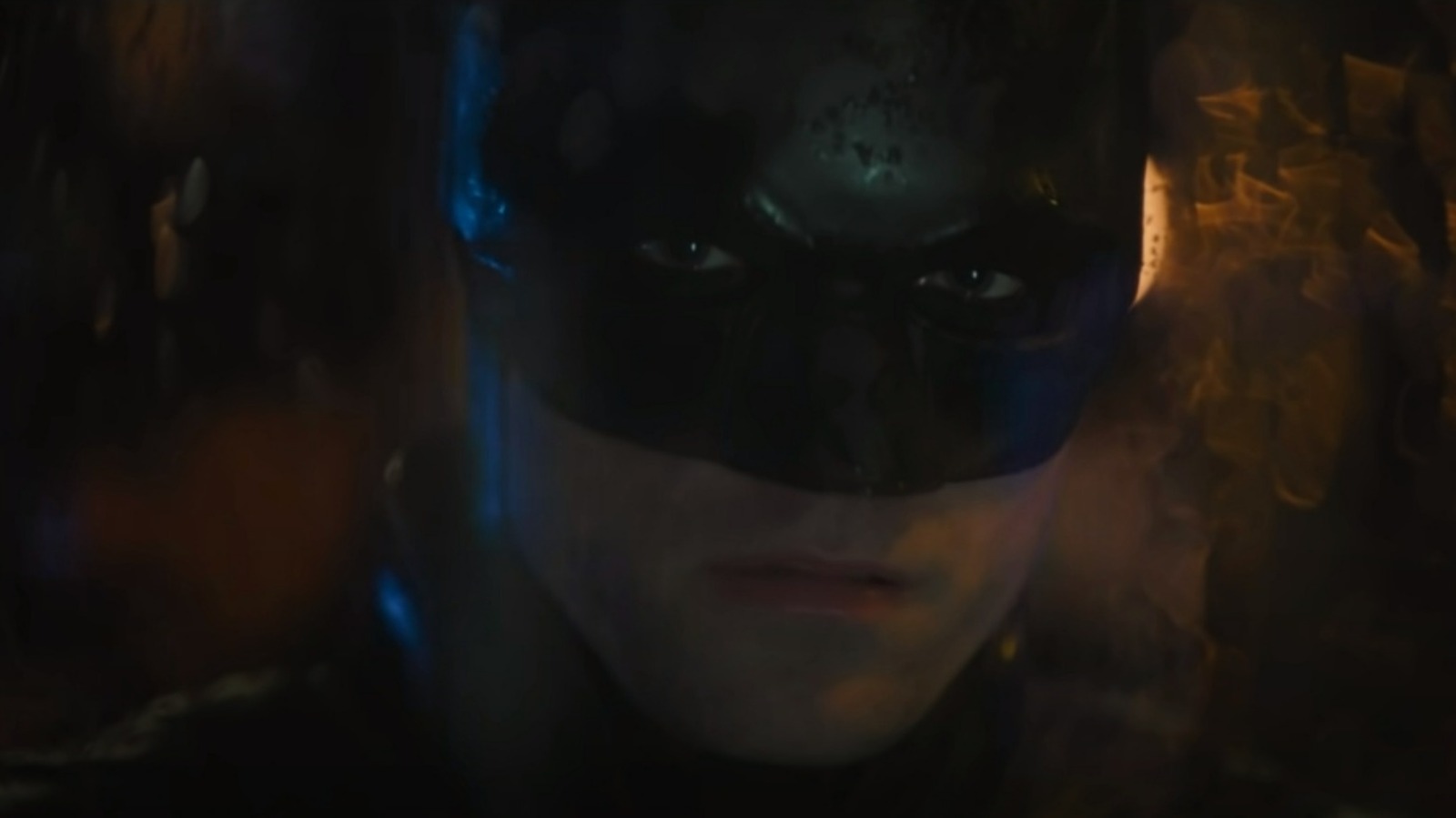 The Batman Featurette Contains New Footage, A Familiar Villain, And A ...