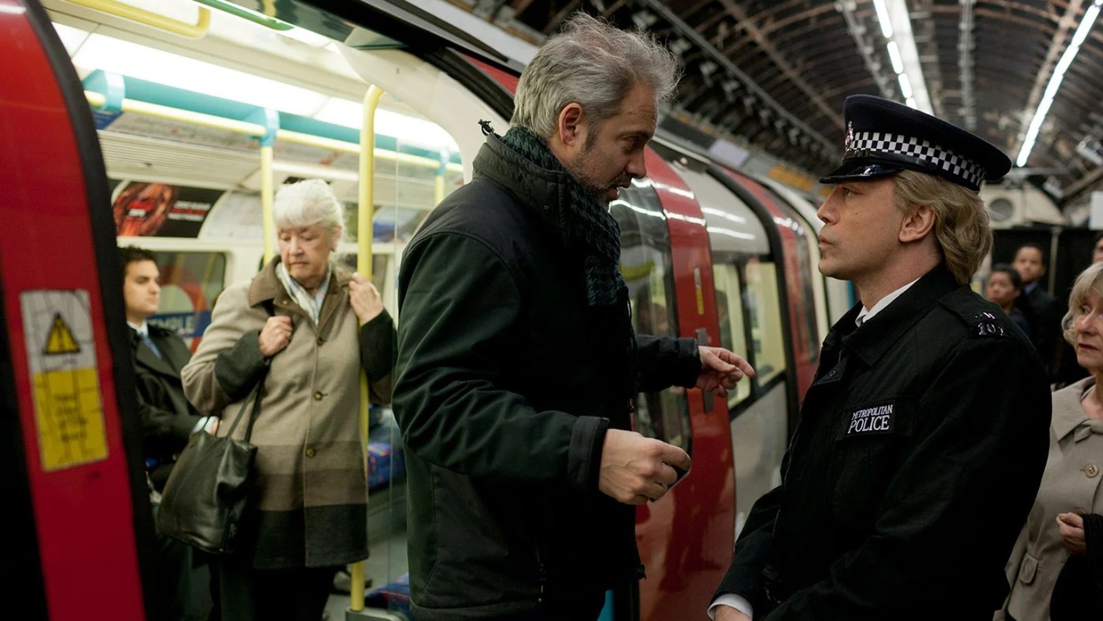 The Big Train Crash In Skyfall Was Not CGI And Cost More Than $2 Million