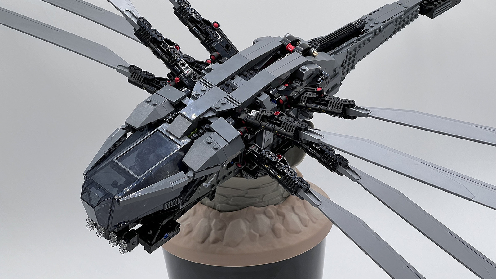 The LEGO Dune Ornithopter Is One Of The Coolest Building Brick Vehicles ...