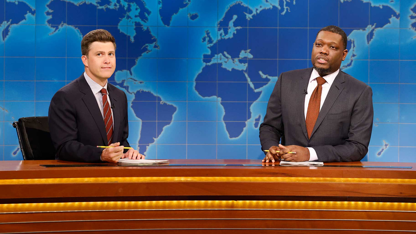 The One Colin Jost Joke That Made Michael Che Furious On Saturday Night ...