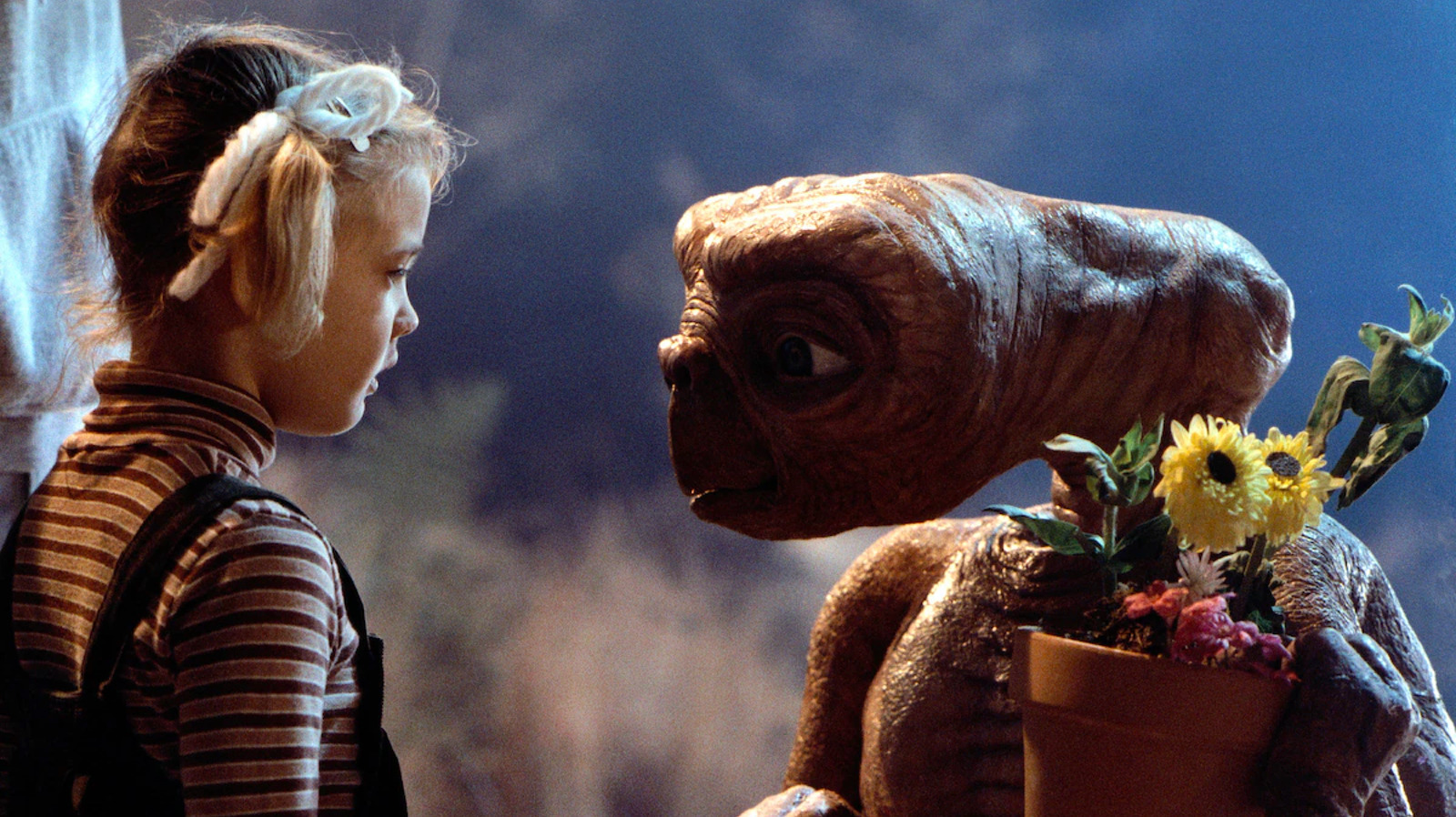 The Original E.T. Model From The Movie Is Going Up For Auction, And You ...