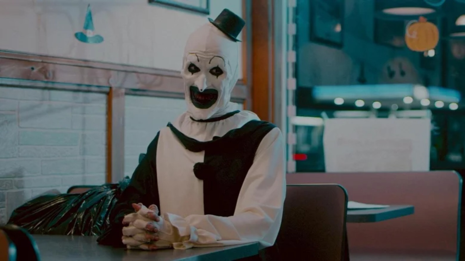 The Original Terrifier Is Slashing Its Way Back To The Big Screen