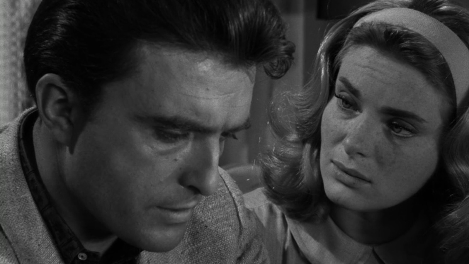 The Twilight Zone's Fake Invisible Wall Sent A Real Man To The Hospital