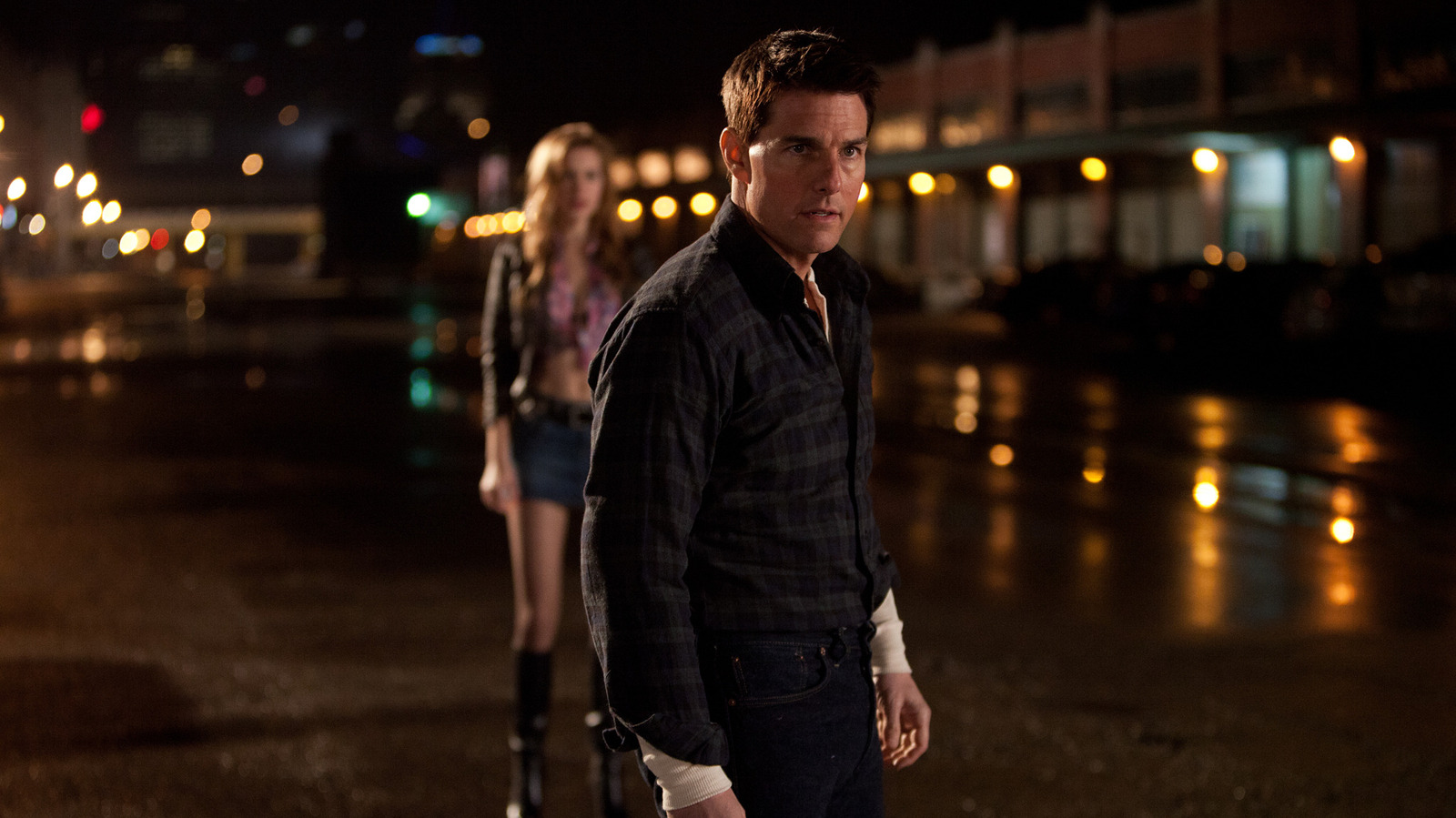 Tom Cruise's Jack Reacher Is Winning Double In Netflix's Top Charts