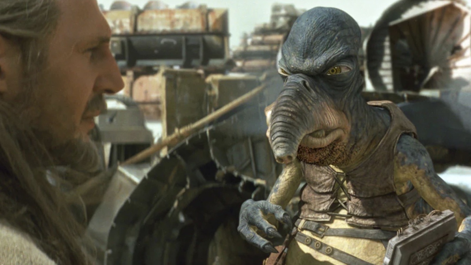 La Toute Première Scène Star Wars De Watto A Presque Cassé Le Nez De Liam Neeson Avresco
