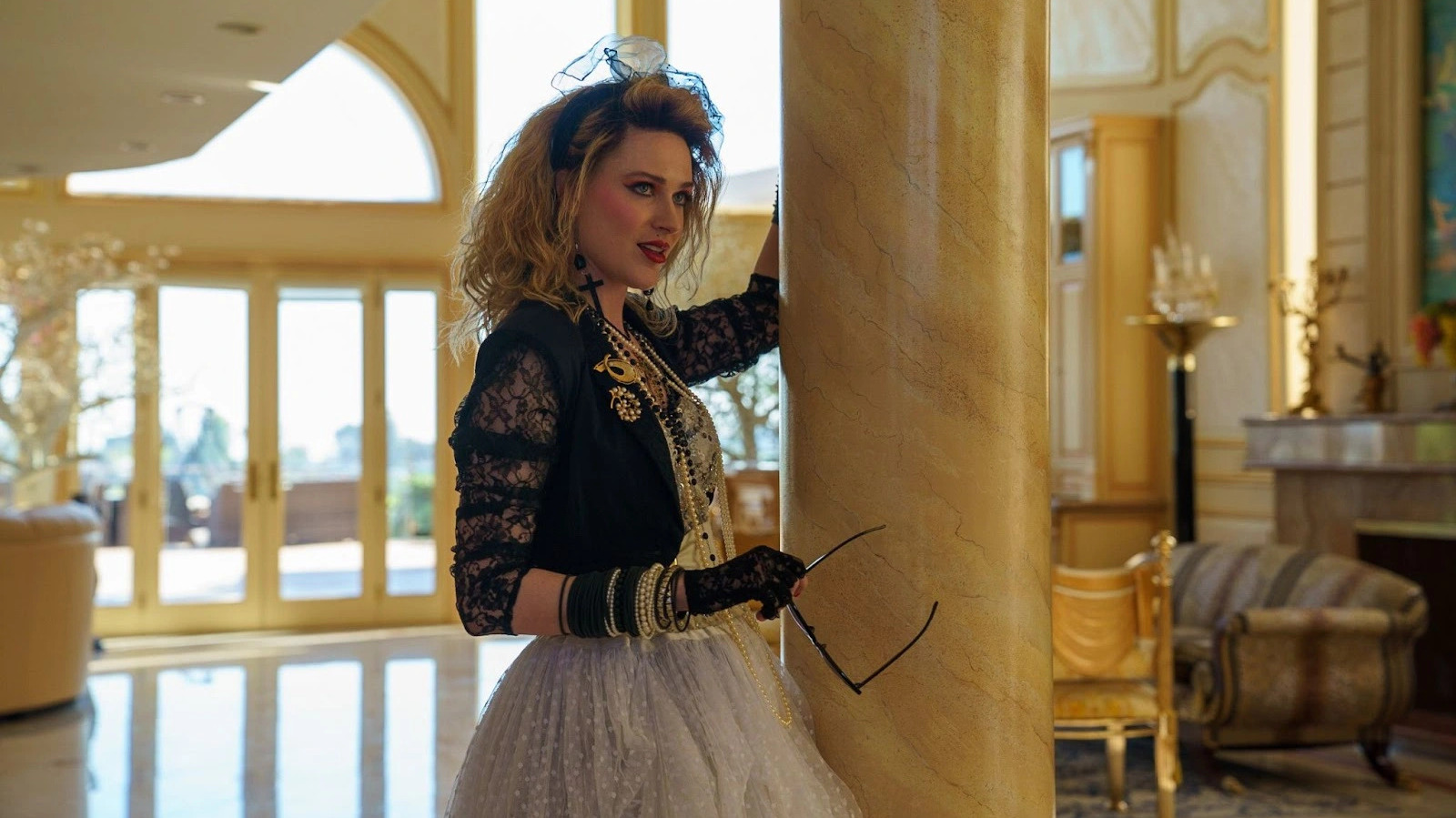 Weird: The Al Yankovic Story Star Evan Rachel Wood Wants To Try New ...