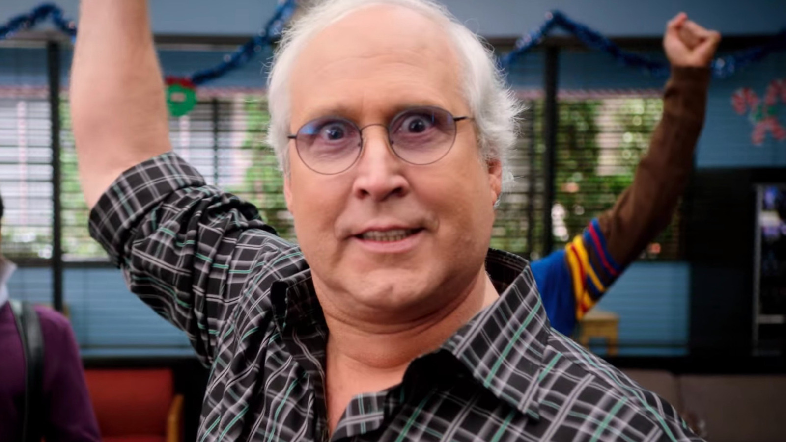 Why (And How) Chevy Chase Filmed Community Season 5's Hologram Scene Why (And How) Chevy Chase Filmed Community Season 5's Hologram Scene