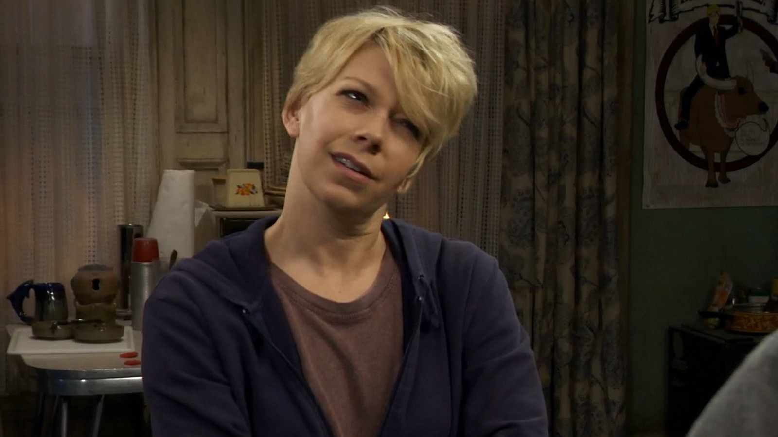 Why It's Always Sunny Refuses To Reveal The Waitress' Real Name