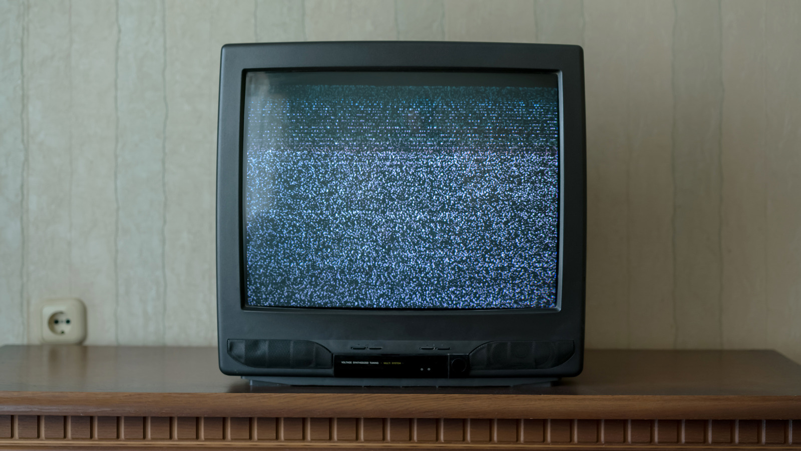 Why We're Nostalgic For The Days When TV Was Hard To Watch