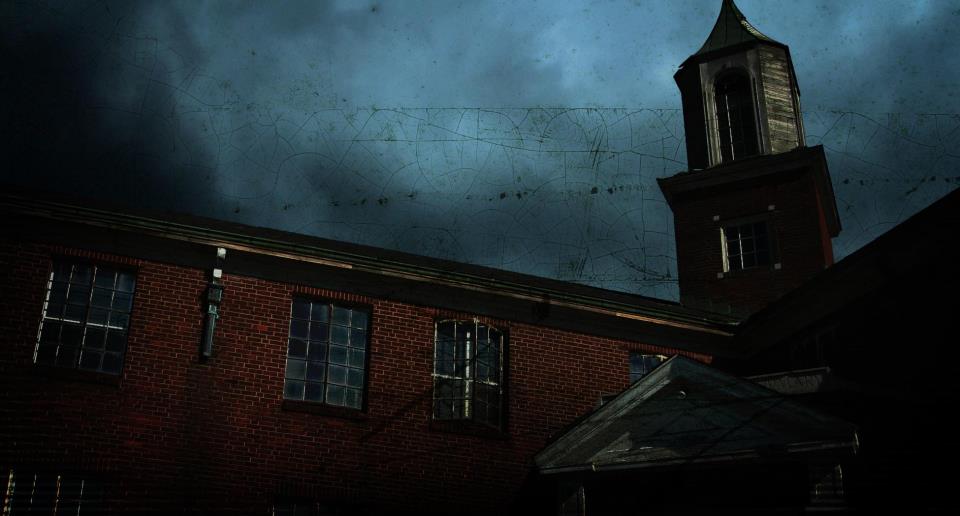 Watch The First Five Minutes Of 'American Horror Story: Asylum'