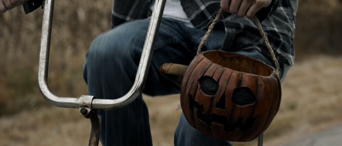 'Candy Corn' Trailer: Welcome To Dr. Death's Sideshow Spookhouse ...