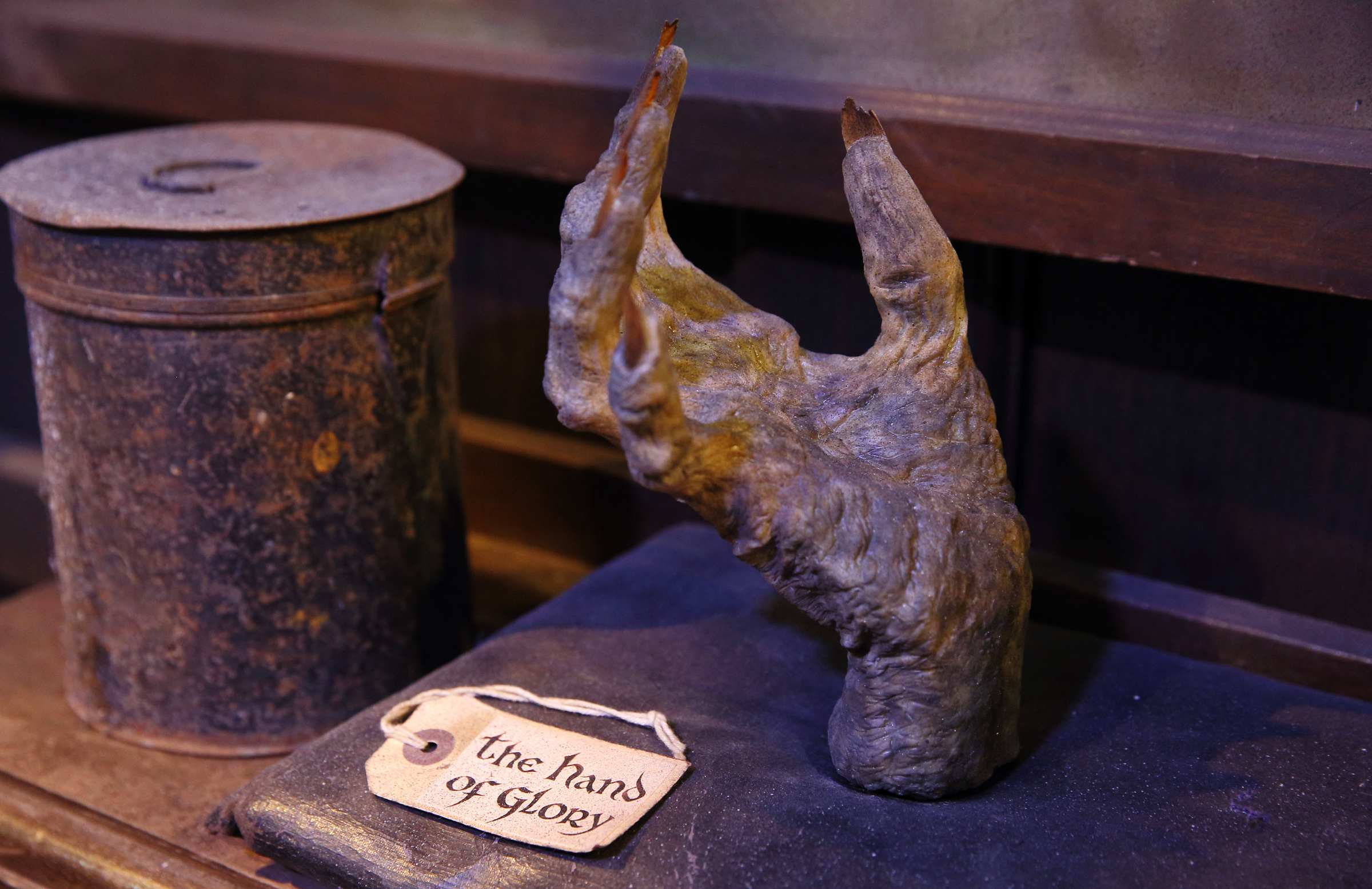 First Photos: New Dark Arts Exhibit At The Harry Potter Studio Tour In ...