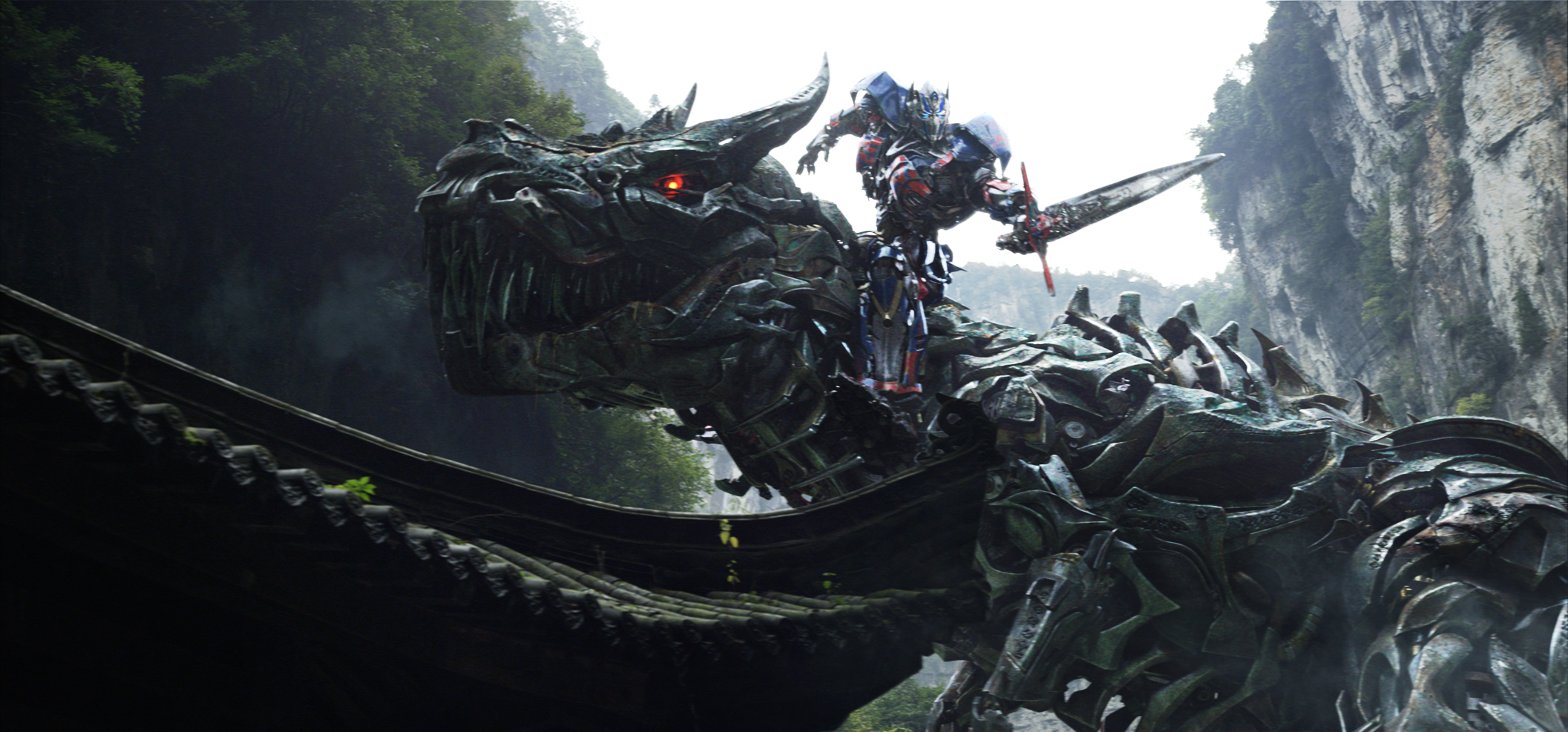 'Transformers: Age Of Extinction' Super Bowl Spot: Optimus Rides Grimlock