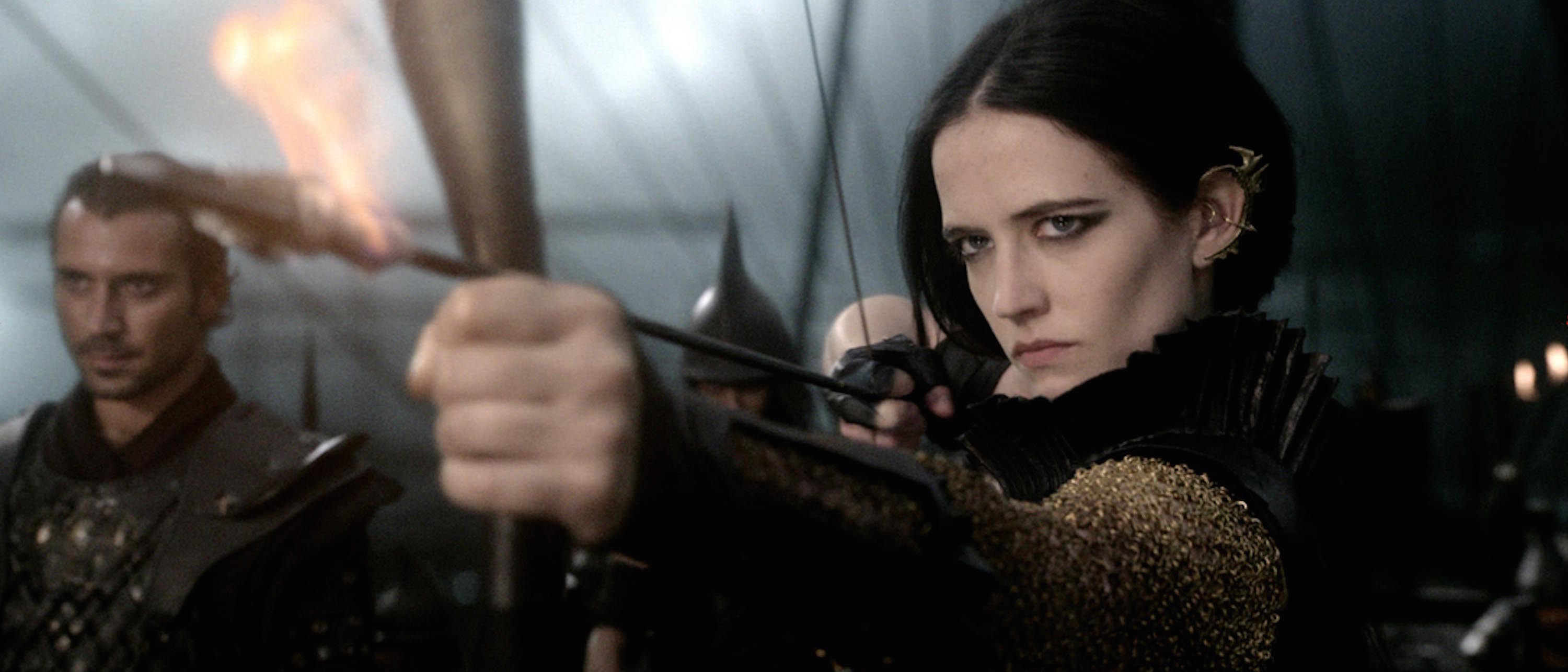Rumor: 'Wonder Woman' Wants Eva Green And Sean Bean