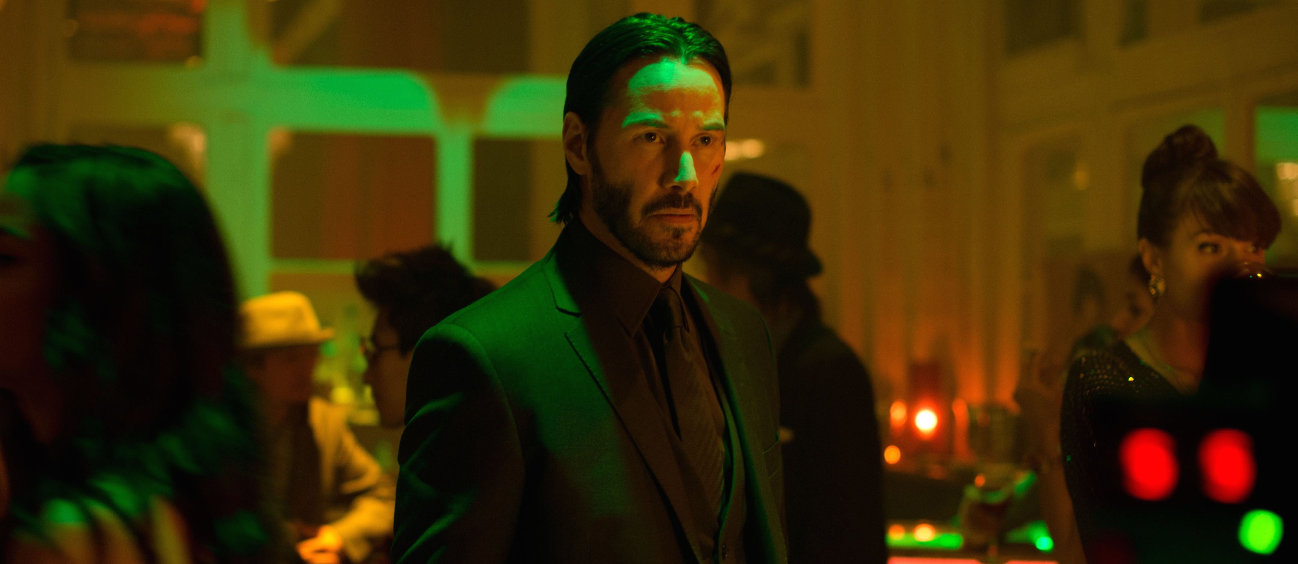 Nicolas Winding Refn's 'Neon Demon' Picks Up Keanu Reeves And Christina ...