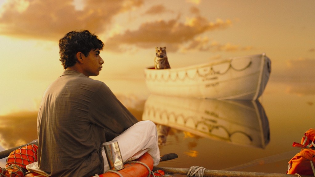 'Life Of Pi' Clip: When Fish Attack