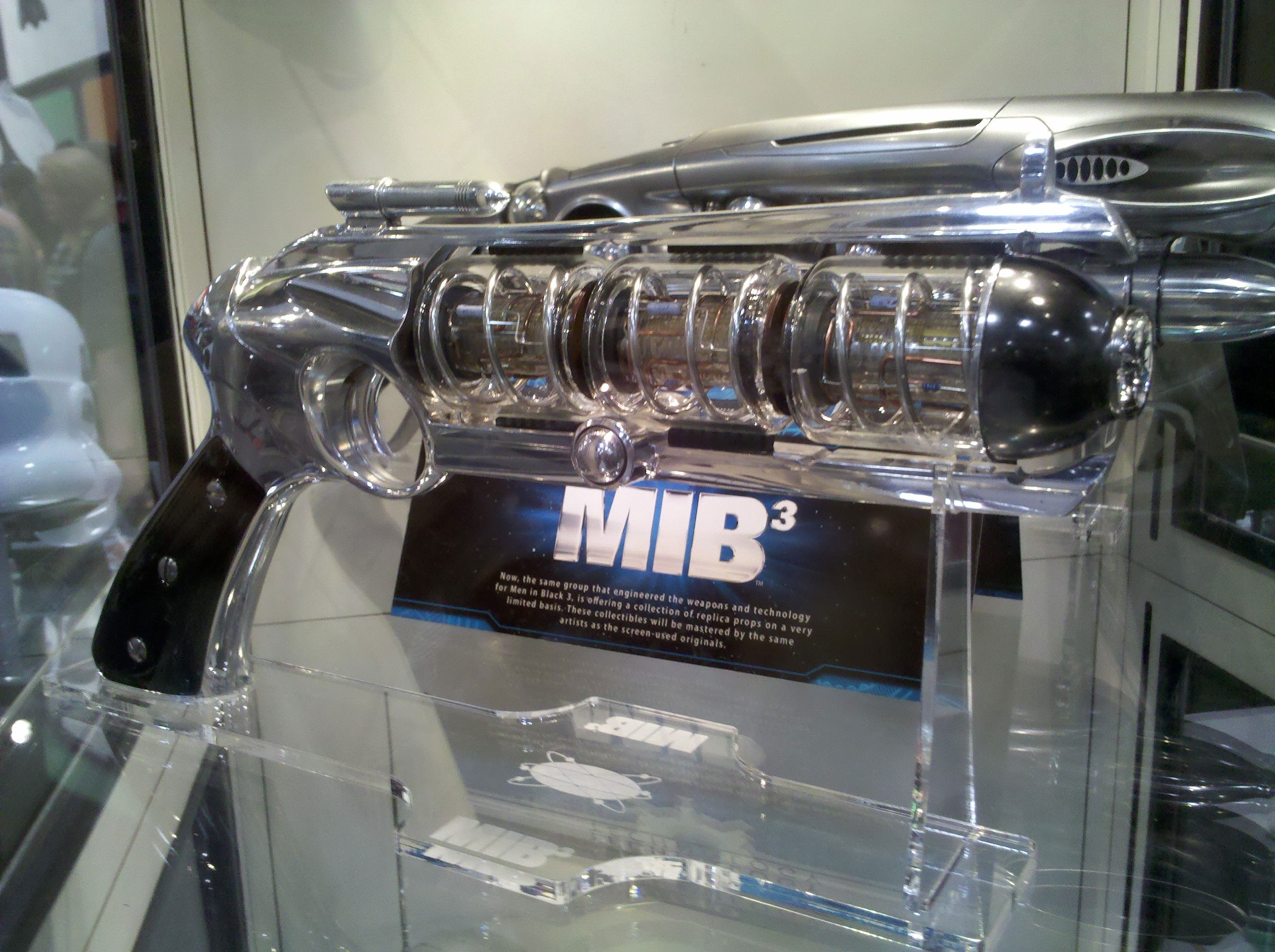 'Men In Black 3' Weapon Gallery [Comic-Con]