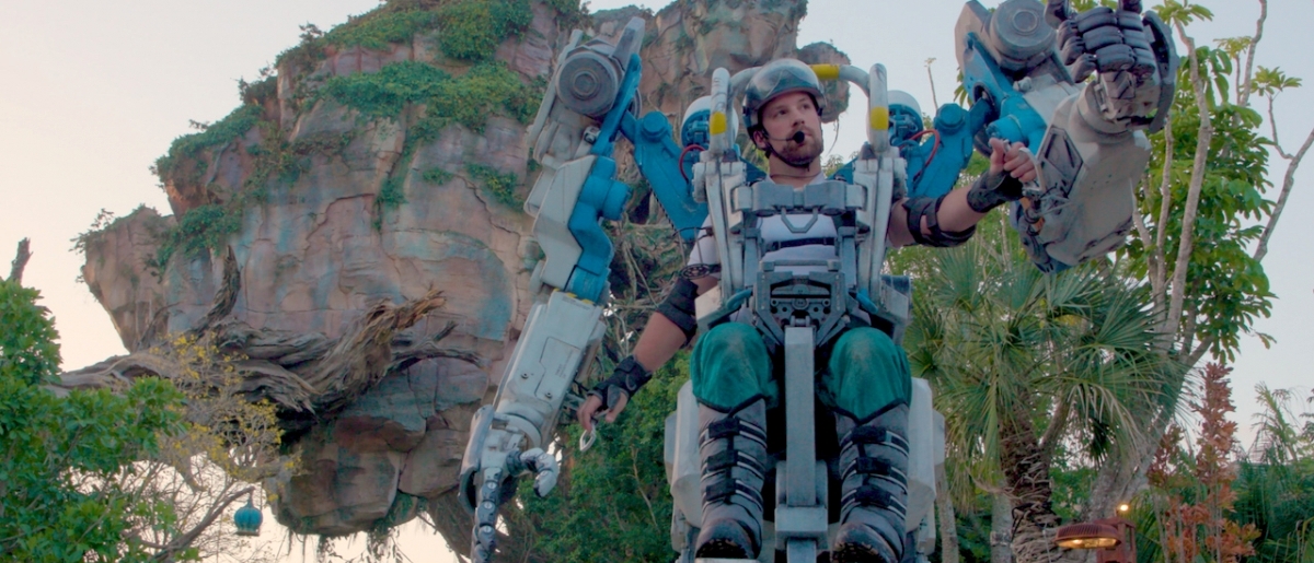 Theme Park Bits: 'Jurassic Park' Night At Universal, Working Mech ...