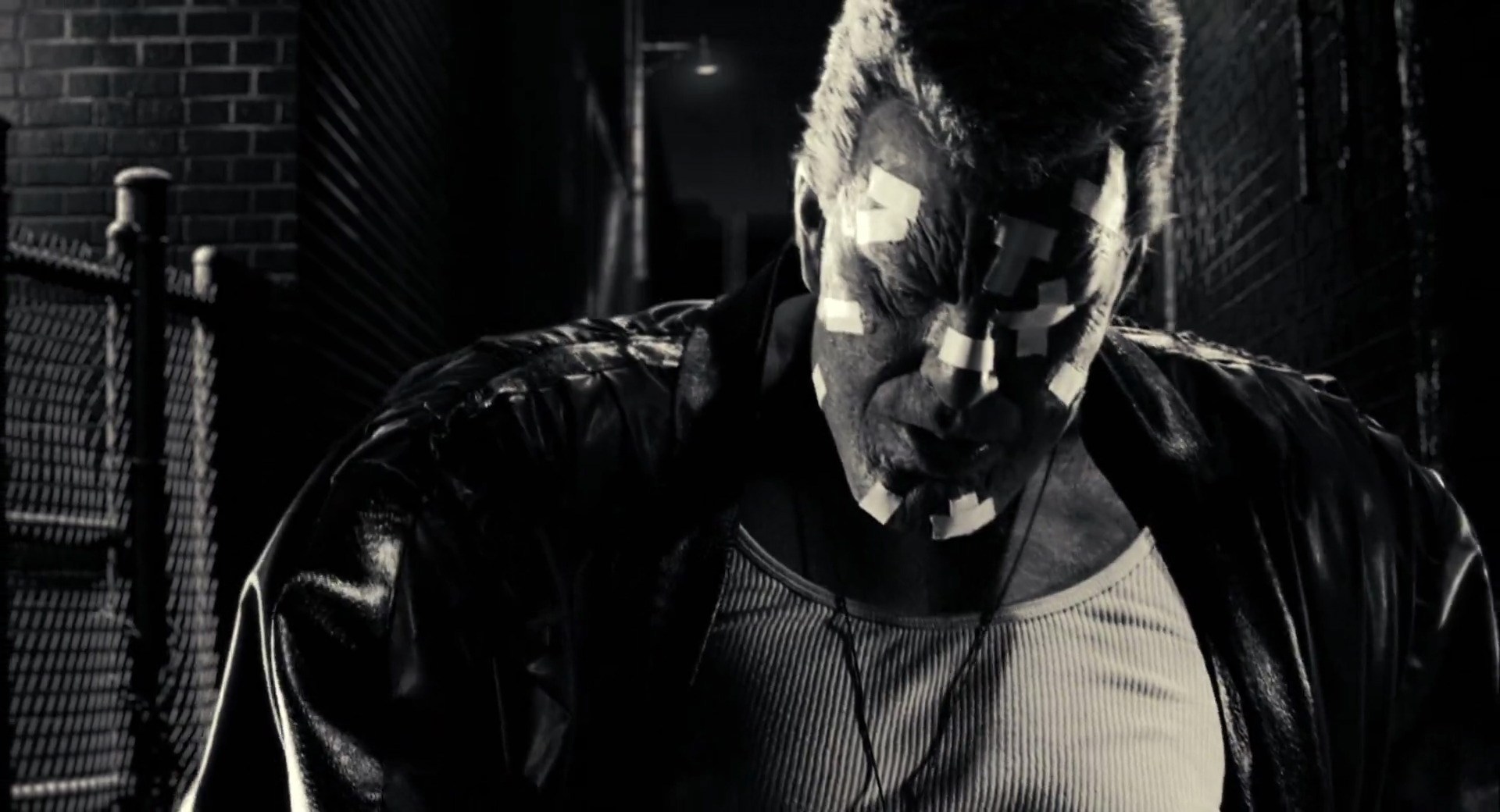 15 Years Later, 'Sin City' Remains One Of The Most Faithful And Unique ...