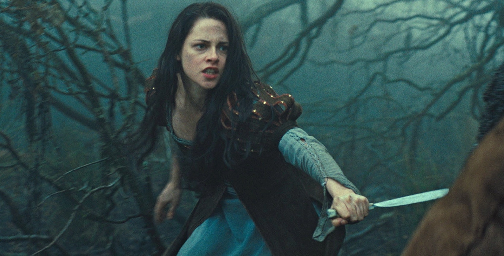 Kristen Stewart Confirms Return For 'Snow White And The Huntsman' Sequel